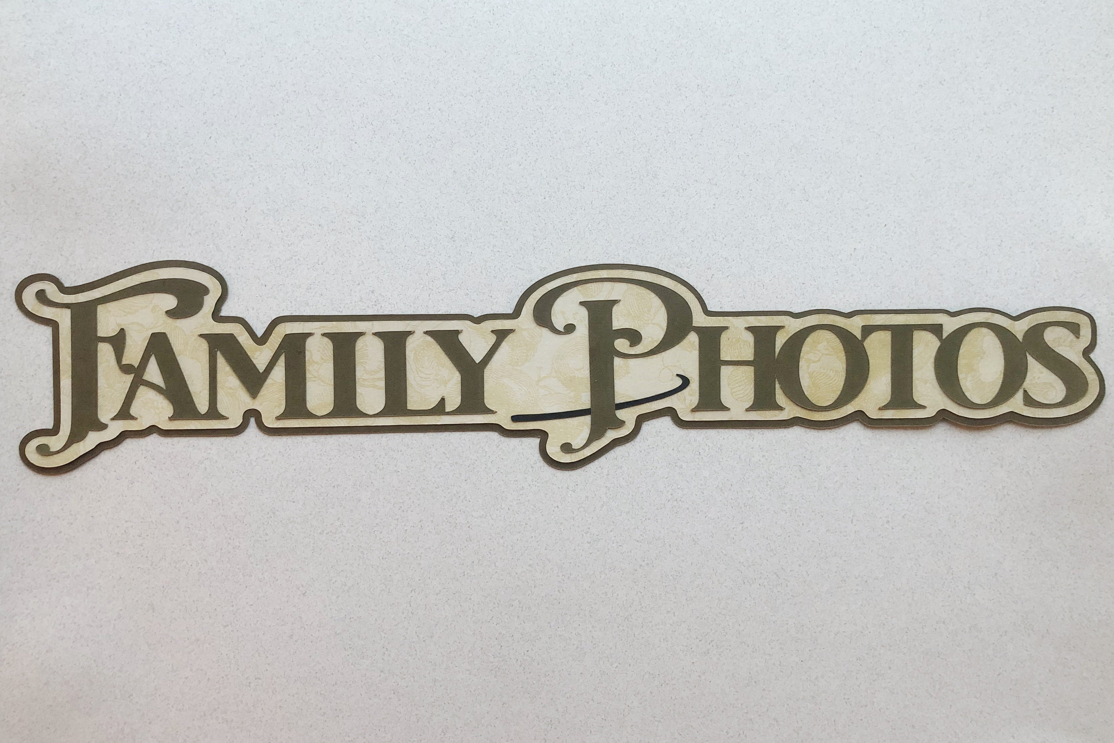 Photos, Memories – The Bordermaker